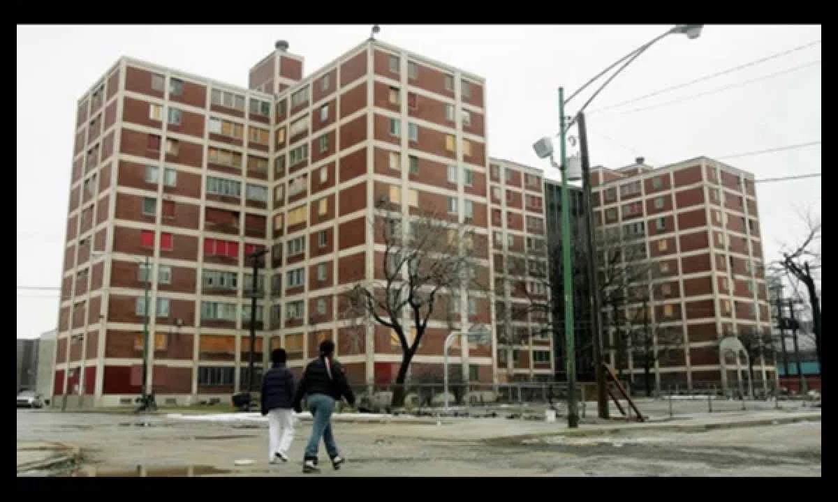 Cabrini-Green Housing Projects, Chicago – Hemingway Ink